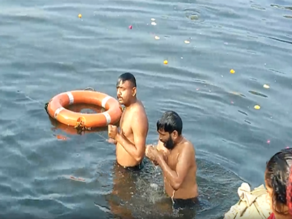 Devotees Take Holy Dip in Kshipra River, Worship at Mahakaleshwar Temple