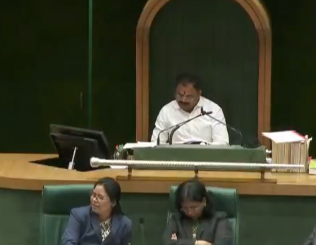 Maha govt tables bill to address concerns over conveyance deeds for new ...